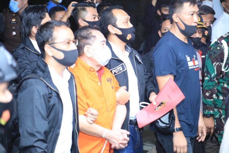 Diringkus Tim Khusus Bareskrim Polri Di Malaysia Buronan Kasus Tipikor